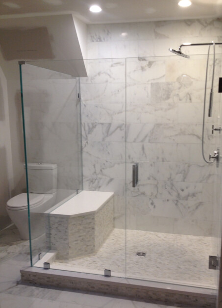 How to Choose the Right Shower Glass for your Shower and Bath Design ...